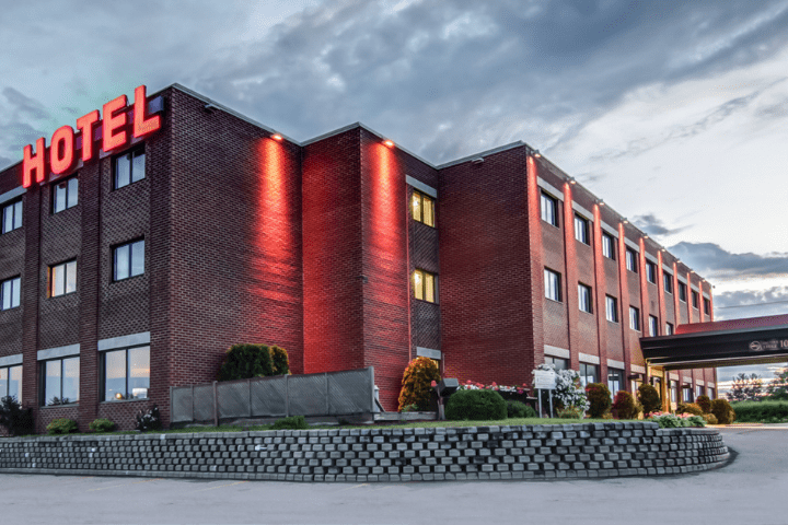 Hôtel Château Roberval | Destination Lac Saint-Jean